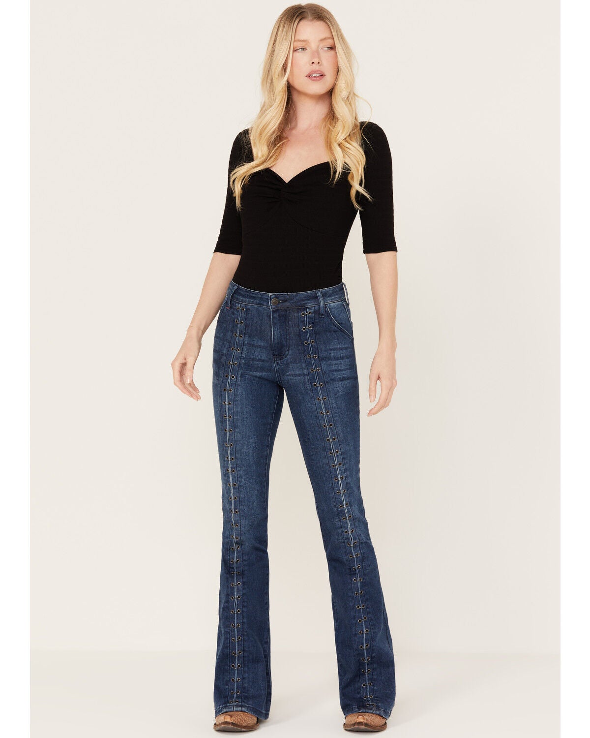 Idyllwind Women's Arena Avenue High Risin' Flare Jeans, Dark Wash, hi-res